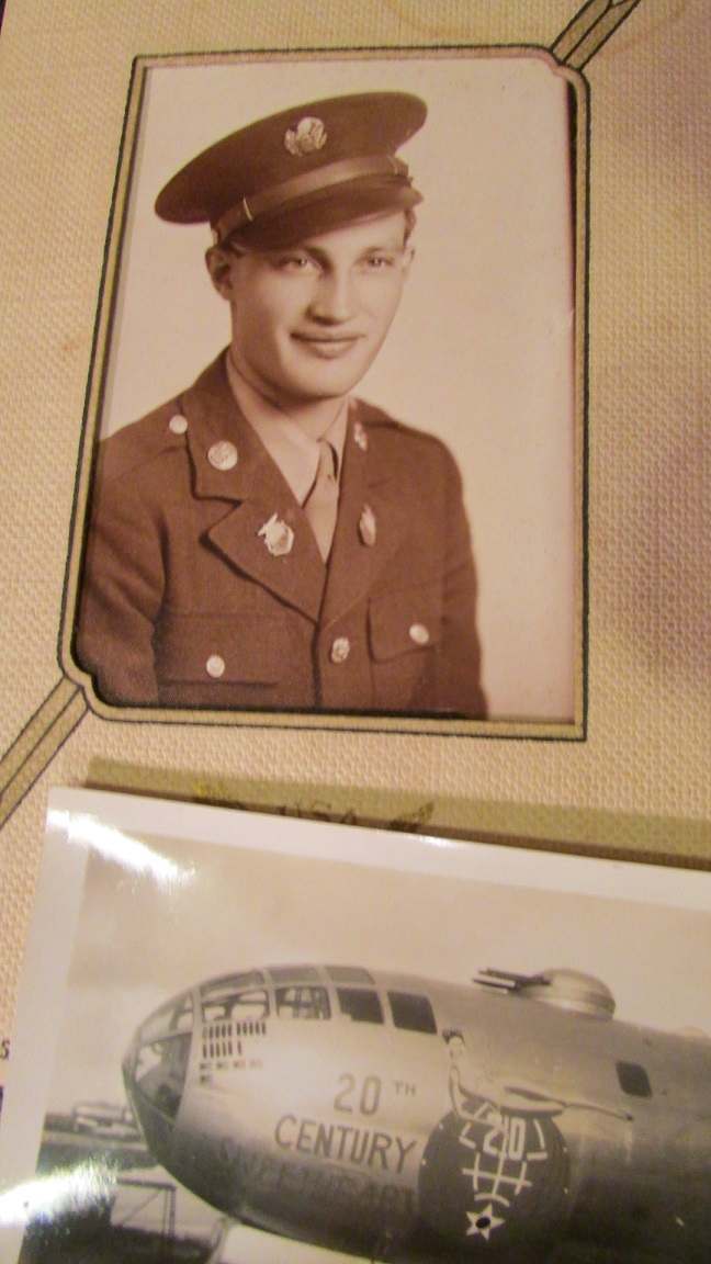 WWII VII Fighter Command Grouping Iwo Jima w/ Lots of B-29 Nose Art ...