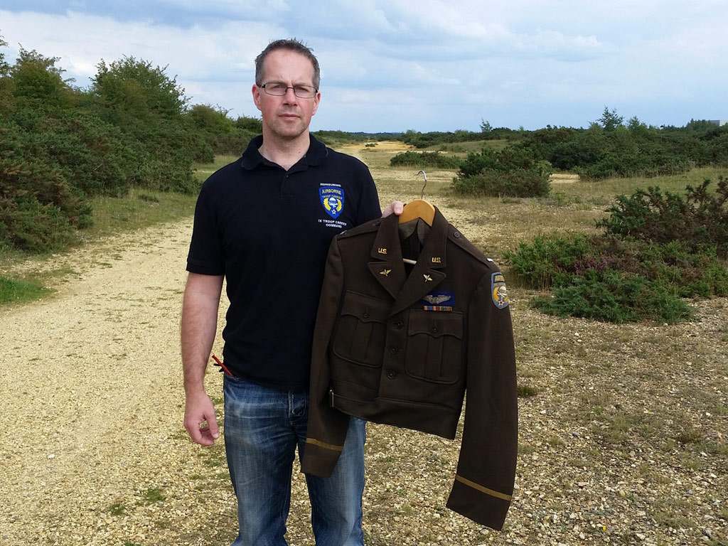 ID'd cutdown Troop Carrier officers tunic - 88th TCS 438th TCG ...