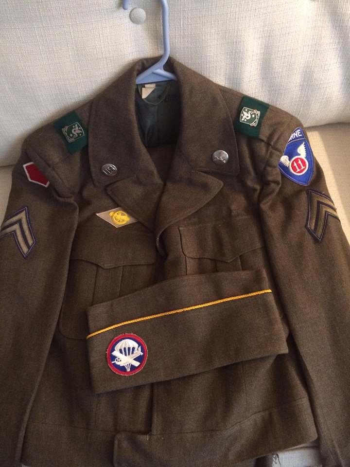 Ruptured Duck - UNIFORMS - U.S. Militaria Forum