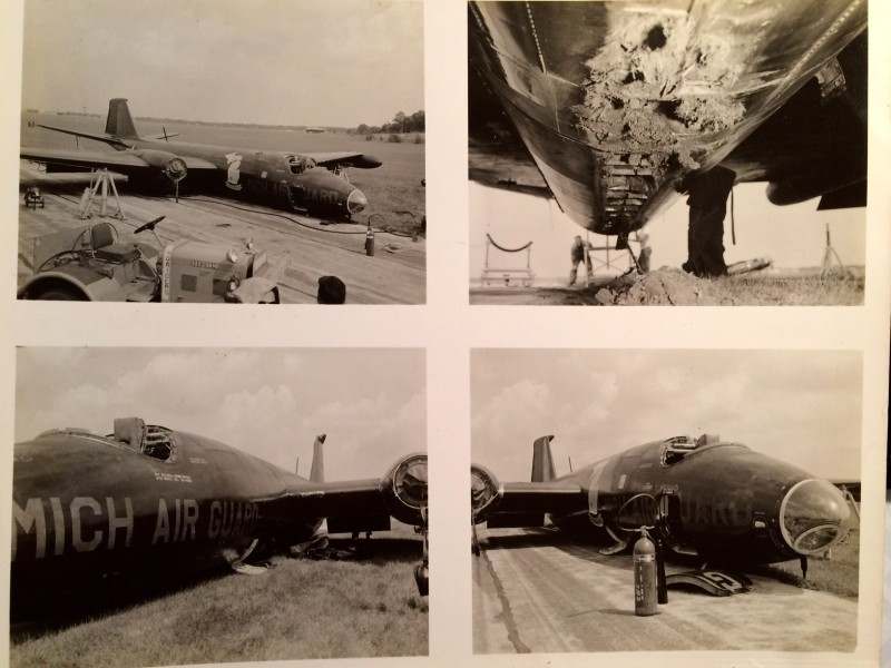 RB-57A Michigan Air Guard wheels up landing photos - MILITARY AIRCRAFT ...