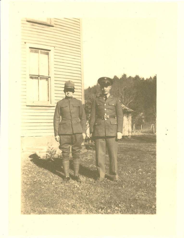 WW1 Veteran with WW2 Soldier - INDIVIDUAL & UNIT PORTRAITS - U.S ...