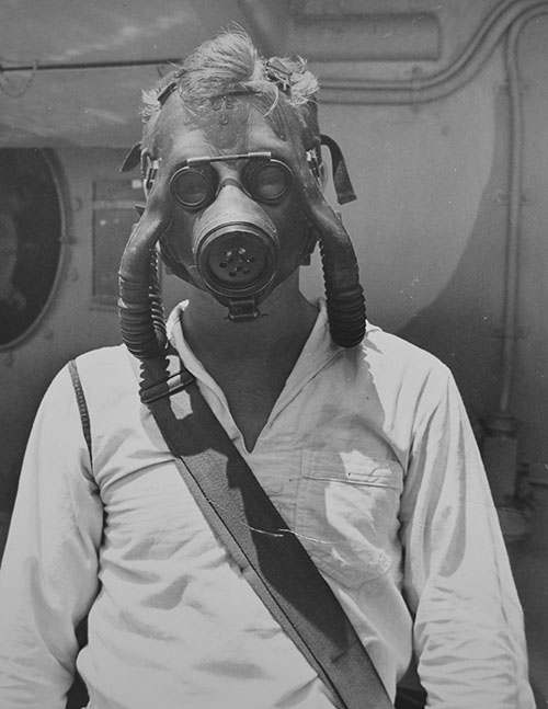 Optical Gas Mask, US Navy - FIELD & PERSONAL GEAR SECTION - U.S ...