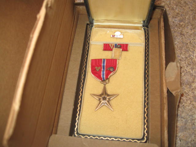 Ebay snag ! Vietnam time capsule ! - MEDALS & DECORATIONS - U.S ...
