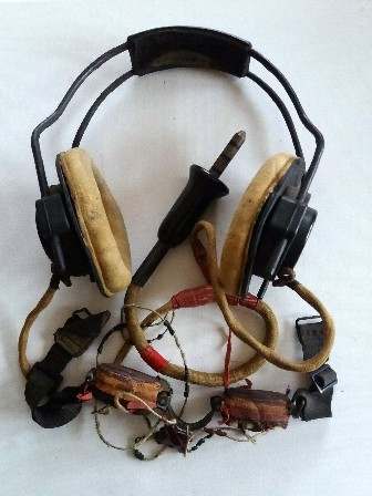 Typical WW2 USAAF pilot's headset - Page 2 - FLYING HELMETS AND ...