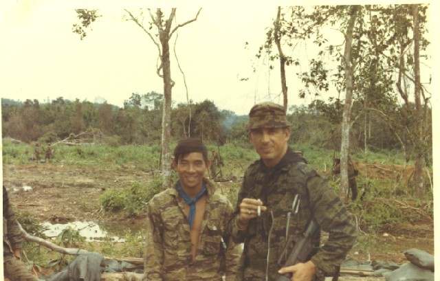 Mike force Scarfs - Page 3 - UNIFORMS - U.S. Militaria Forum
