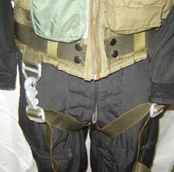160th SOAR Flightsuit and Vest - UNIFORMS - U.S. Militaria Forum
