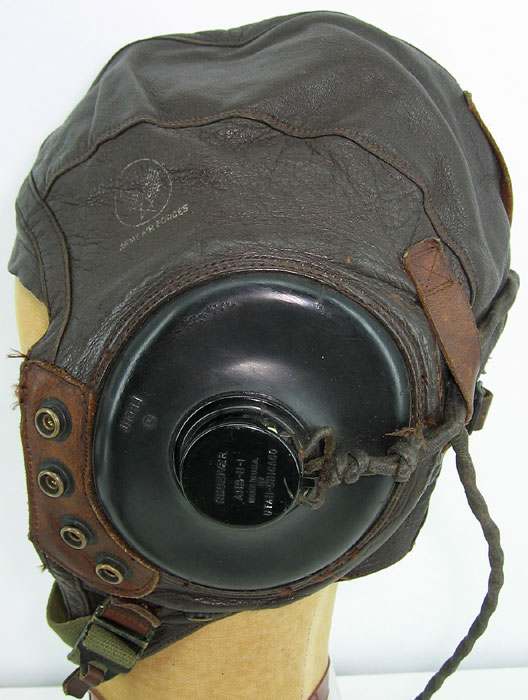 Leather and cloth flight/flyer's helmets - MILITARY AIRCRAFT & AVIATION ...