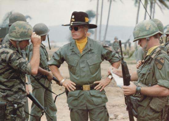 Apoc Now ......Martin Sheen ....Willard uniform - UNIFORMS - U.S ...