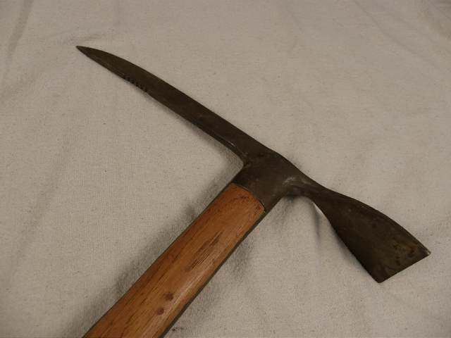 Ames Mountain Ice Axe - EDGED WEAPONS - U.S. Militaria Forum