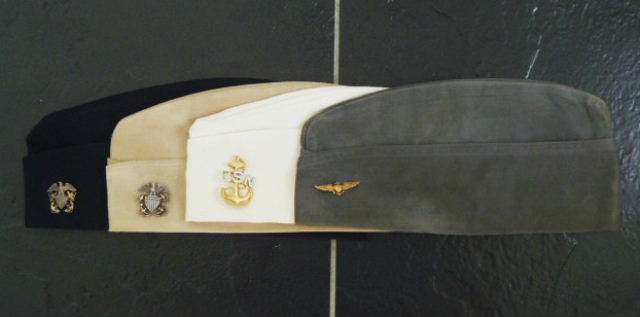 USN garrison caps of WW2 - NAVAL & SEA SERVICE UNIFORMS - U.S ...