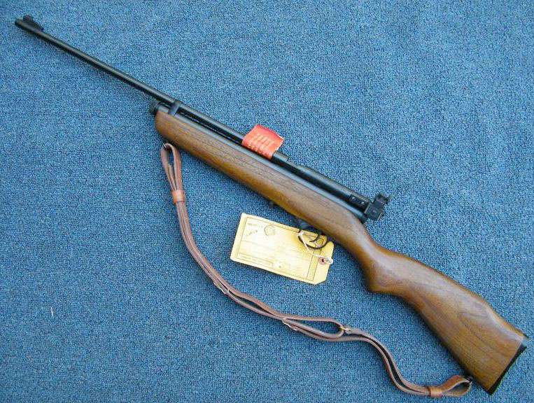 Military pellet/air guns - USAF air pistol - FIREARMS - U.S. Militaria ...