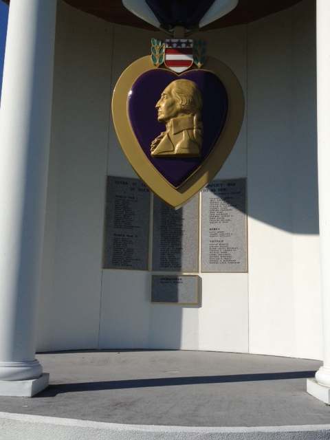 Giant Purple Heart Monument to Veterans in Wa. St. - MUSEUMS ...
