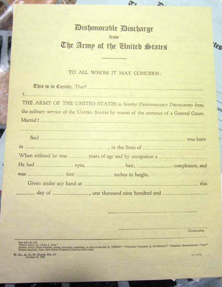 WWII set of unused discharge paperwork - EPHEMERA, PHOTOGRAPHS ...