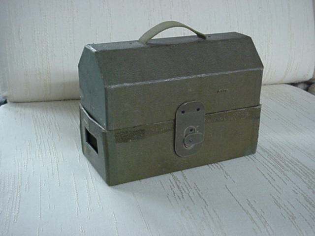 WW2 home front lunch box - HOMEFRONT & THE WAR EFFORT - U.S. Militaria ...