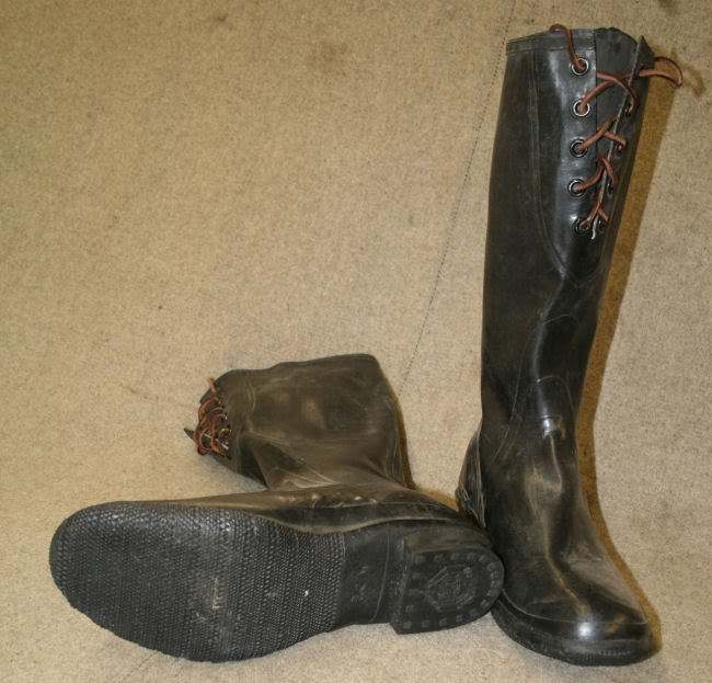 ww2 rubber boots identification - UNIFORMS - U.S. Militaria Forum