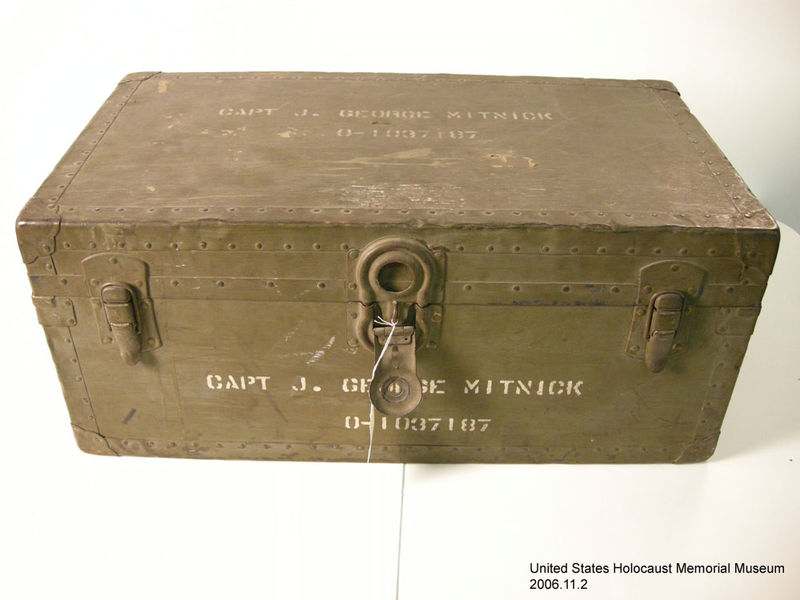 show your ww2 foot lockers! - MISC MILITARIA - U.S. Militaria Forum