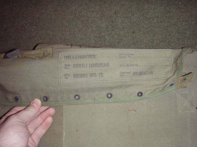 WWII T-5 Parachute With T-7 Harness And Camouflage Chute - SURVIVAL ...