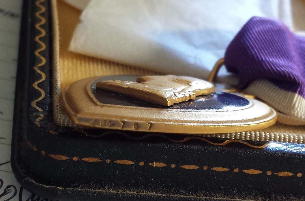 Numbers on Purple Hearts - MEDALS & DECORATIONS - U.S. Militaria Forum