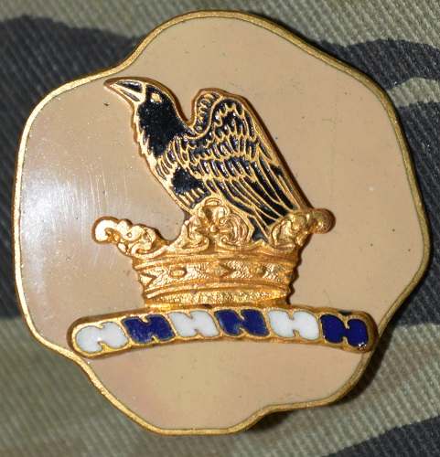 CREST ID'S - DISTINCTIVE UNIT INSIGNIA / UNIT CRESTS - U.S. Militaria Forum