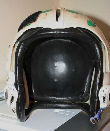 dating and type of jet helmet - FLYING HELMETS AND ACCESSORIES - U.S ...