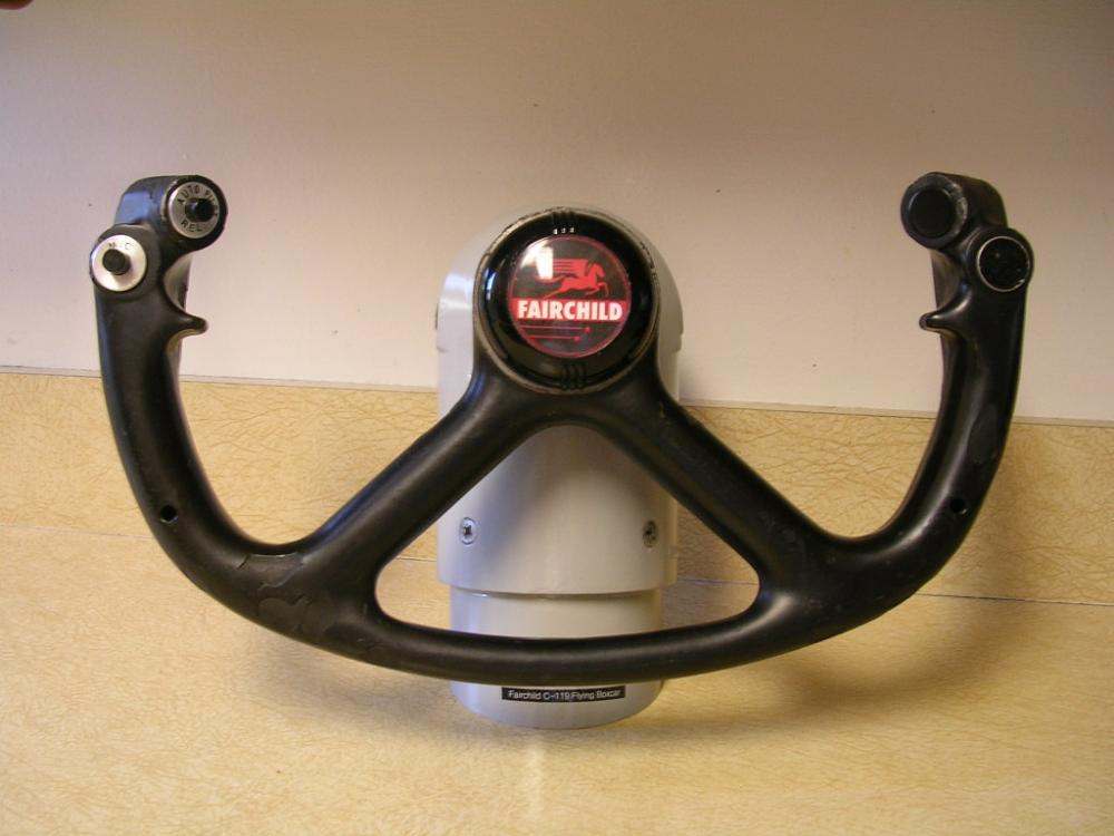 Aviation History in Control Wheels; Yokes - MILITARY AIRCRAFT ...