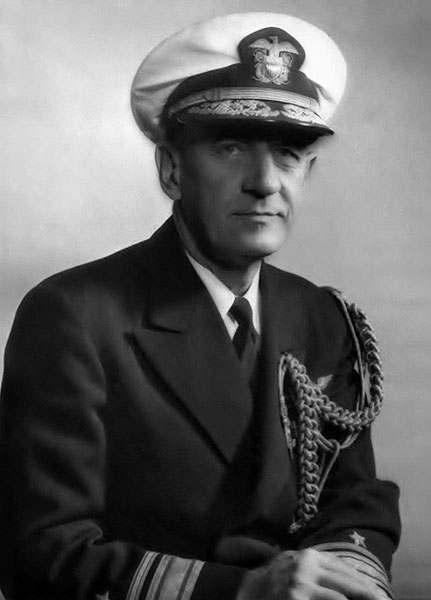 Aviator's Green Working Uniform Jacket - CO of USS Essex CV-9 - NAVAL ...