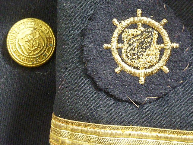 WWII Merchant Marine Uniform Question - NAVAL & SEA SERVICE UNIFORMS ...