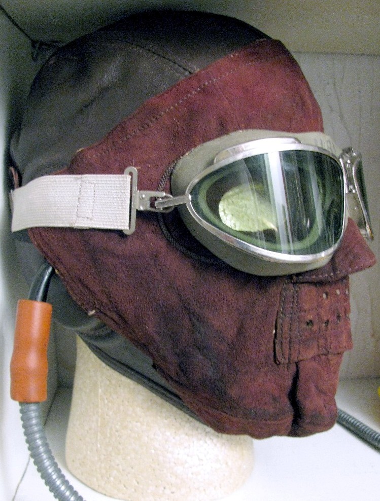 Bomber cold weather face mask(?) - FLYING HELMETS AND ACCESSORIES - U.S ...