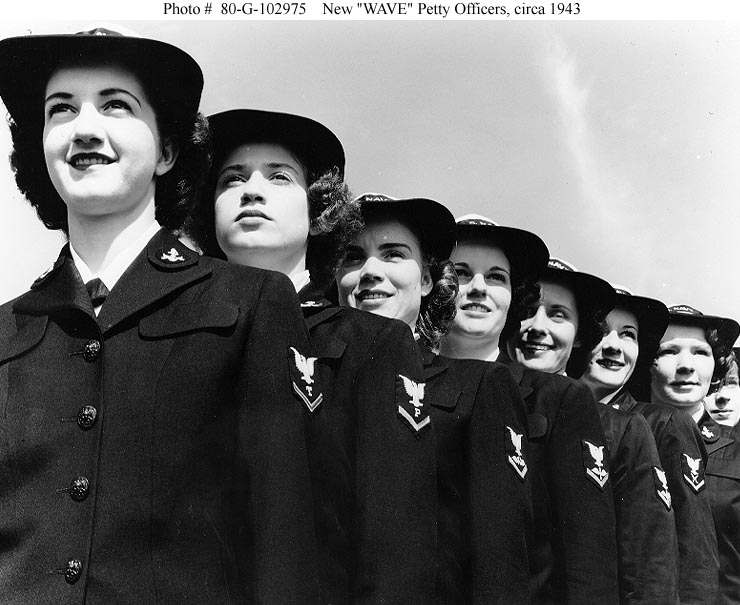 Question regarding WAVES insignia - WOMEN'S SERVICES - U.S. Militaria Forum