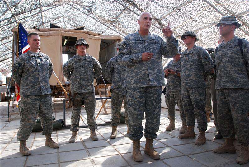 digital patterns in combat zones(pictures) - UNIFORMS - U.S. Militaria ...