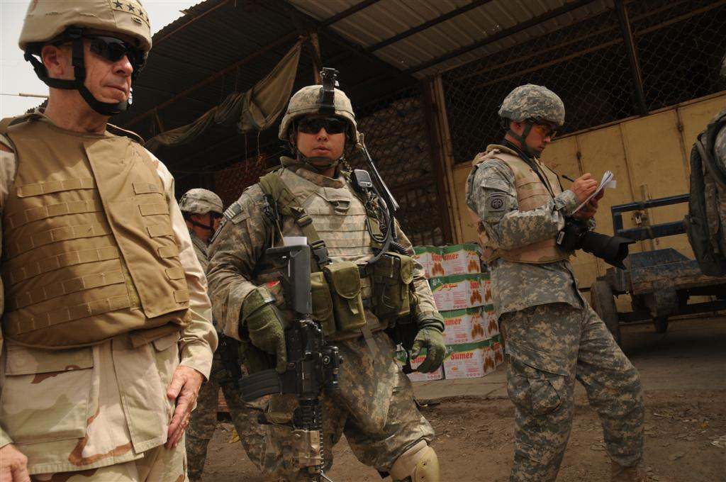 digital patterns in combat zones(pictures) - UNIFORMS - U.S. Militaria ...