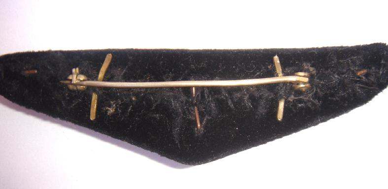 WW1 Dunham pattern Metal Wing / Real?? / Maker - WING BADGES - U.S ...