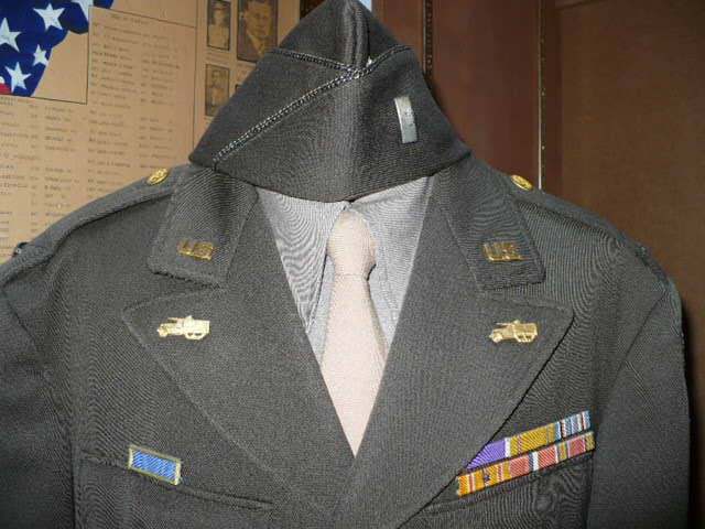 Two Class A - Tank Destroyer soldiers. - UNIFORMS - U.S. Militaria Forum