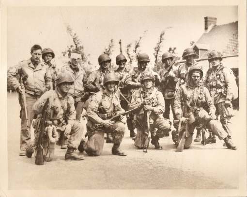 FOSTER BEAMSLEY 101ST AIRBORNE - EPHEMERA, PHOTOGRAPHS & MILITARY ...