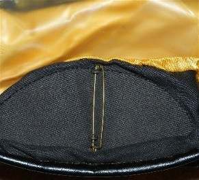 Unusual beret - UNIFORMS - U.S. Militaria Forum