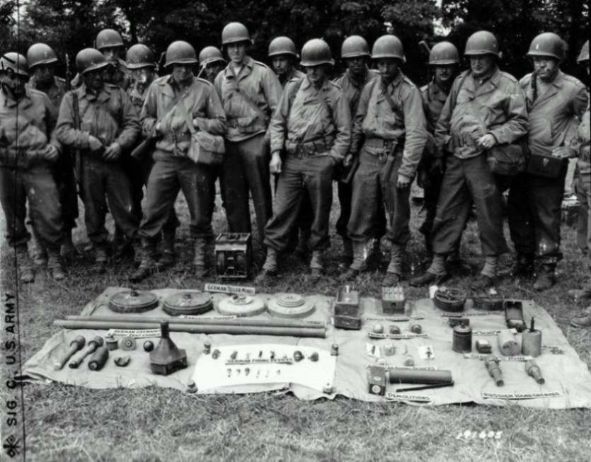 Enemy capture photos - Page 6 - EPHEMERA, PHOTOGRAPHS & MILITARY ...