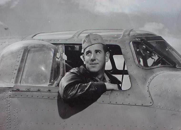 WWII USN DFC group to pilot who helped sink the Bismarck - GROUPINGS ...