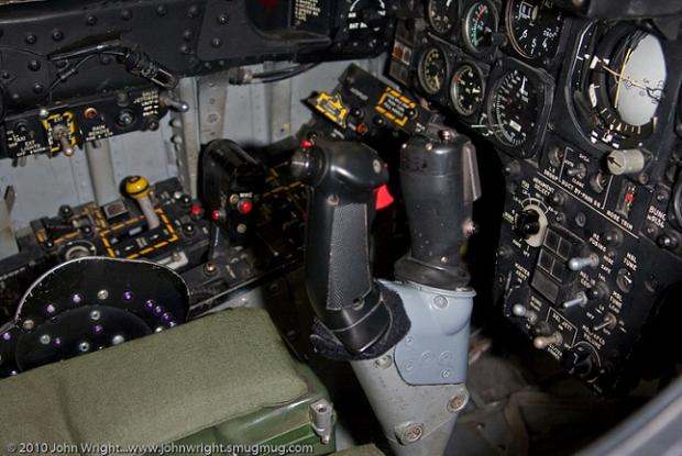 F-8 Crusader - MILITARY AIRCRAFT & AVIATION - U.S. Militaria Forum