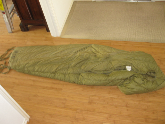 USN Marked Sleeping Bag - FIELD & PERSONAL GEAR SECTION - U.S ...