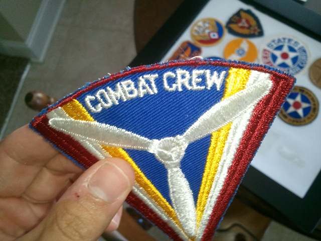 WW2 USAAF "Combat Crew" patch question - ARMY AND USAAF - U.S ...