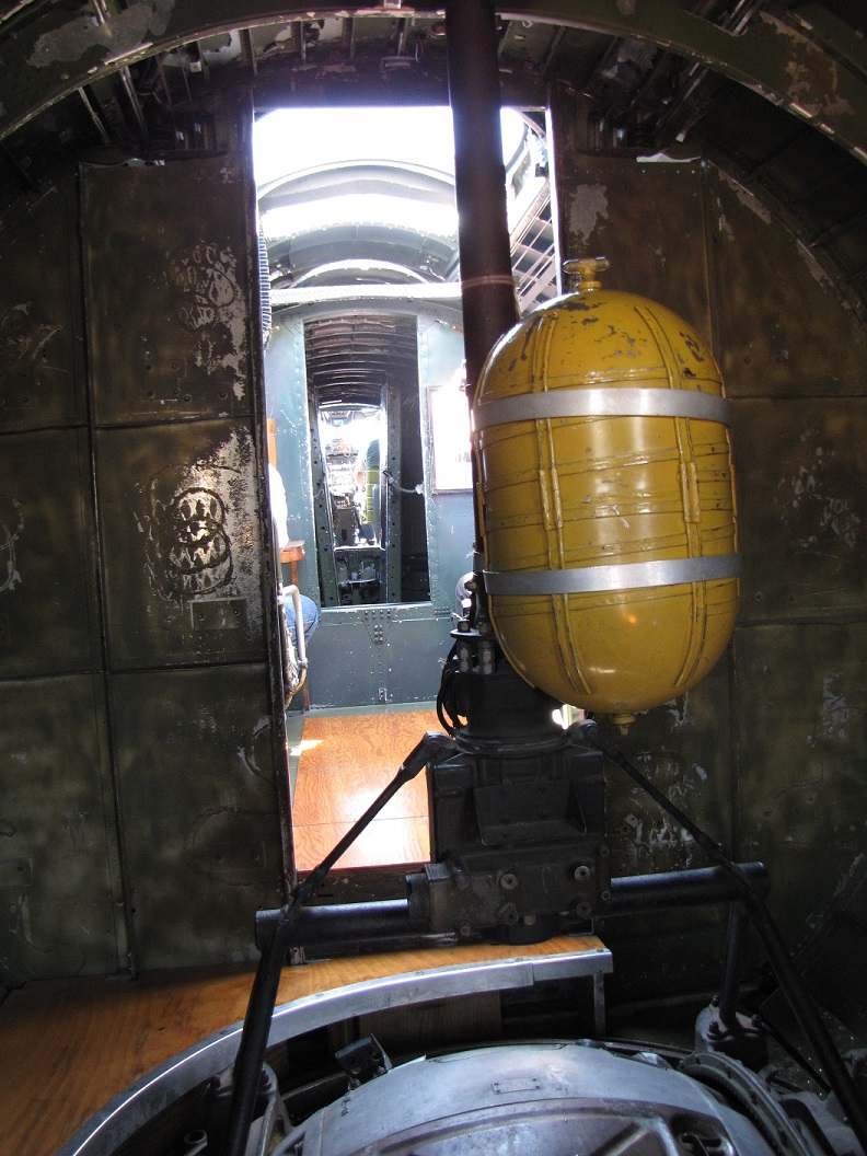 A wonderful B-17 experience... - MILITARY AIRCRAFT & AVIATION - U.S ...