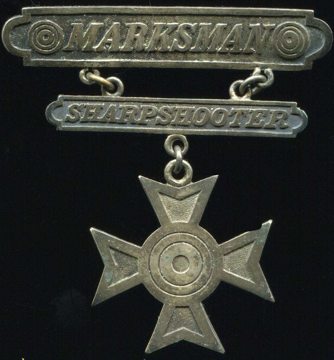 The combined Marksman Sharpshooter Badge - ARMY (INCLUDING USAAC/AAF ...