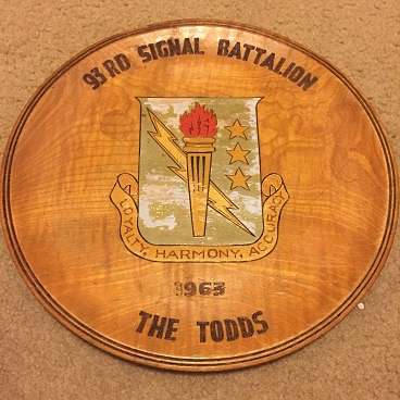 USS Nassau sword? & a 93rd Signal Battalion Plate - UNOFFICIAL MILITARY ...