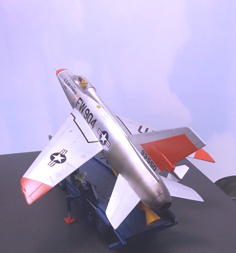 Atomic Bombs+Saber Jet=THE ZIL - MODELING - U.S. Militaria Forum