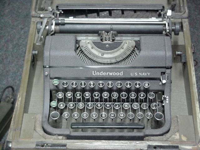 Army typewriter? - BASE/BIVOUAC/CAMP/DEPOT ITEMS - U.S. Militaria Forum