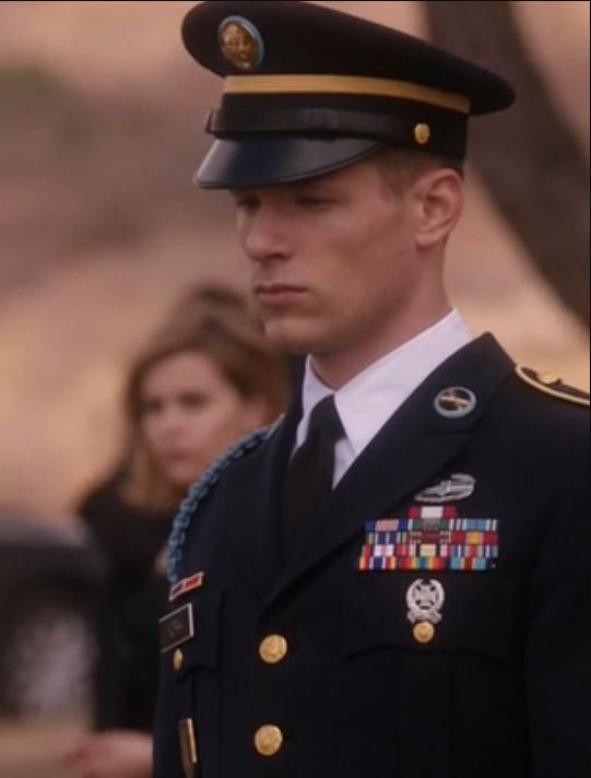 TV Show "Parenthood" butchers army dress blues - MOVIE & TV REVIEWS - U ...
