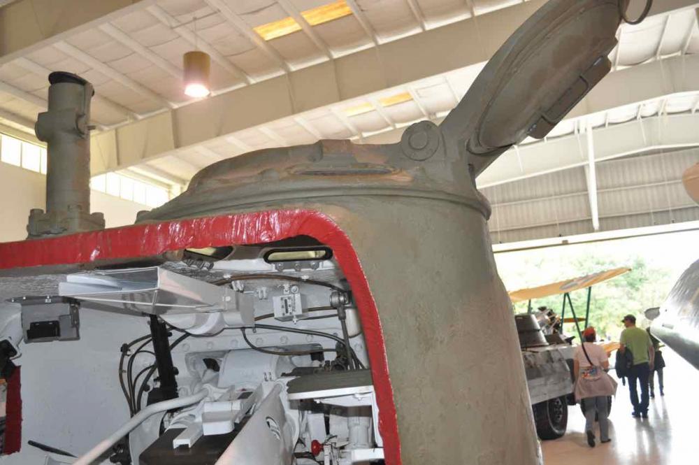 M4 Sherman cutaway turret, interior pics - MILITARY VEHICLES - U.S ...