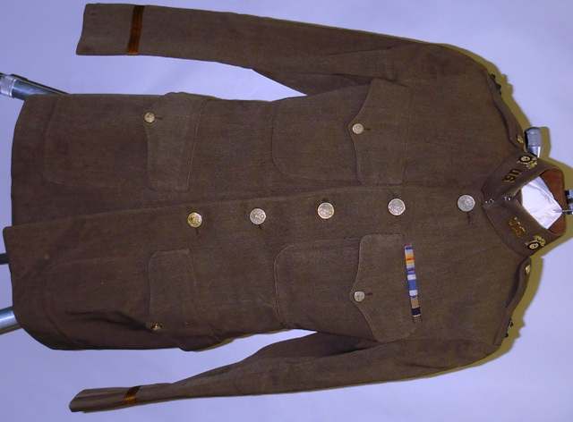 Gilt Insignia, High Collar Officer Uniform - UNIFORMS - U.S. Militaria ...