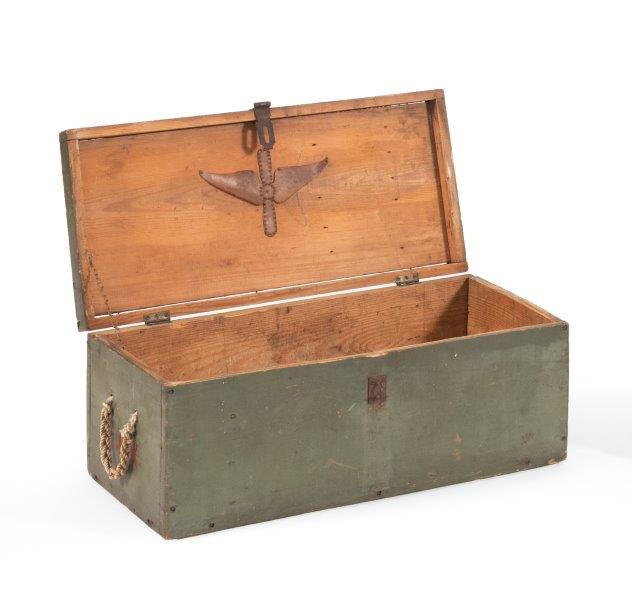 INTERESTING WWI FOOT LOCKER AUCTION - BASE/BIVOUAC/CAMP/DEPOT ITEMS - U ...