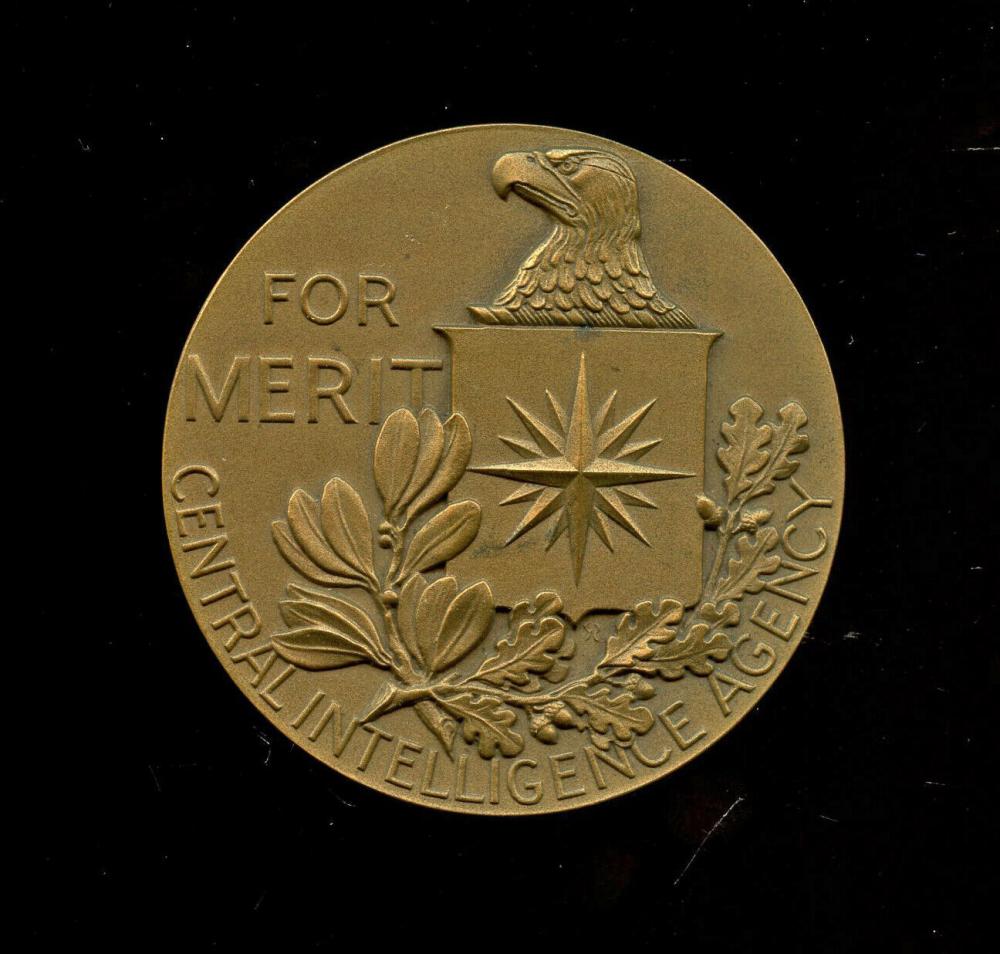 CIA "Table Medal" award questions---FBI/CIA Agent 30's to 70's - MEDALS ...